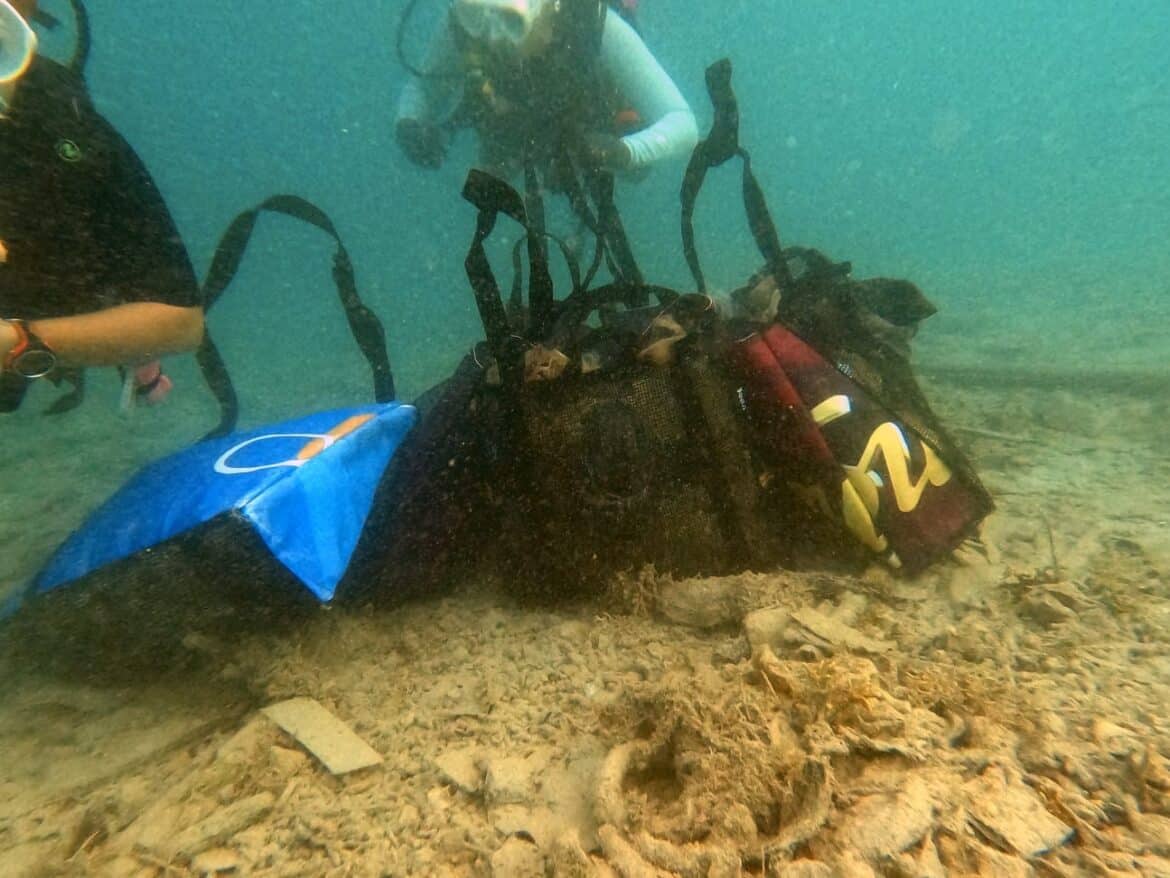 Reef Clean Up Gili Air | Conservation Indonesia | Oceans 5 Gili Air